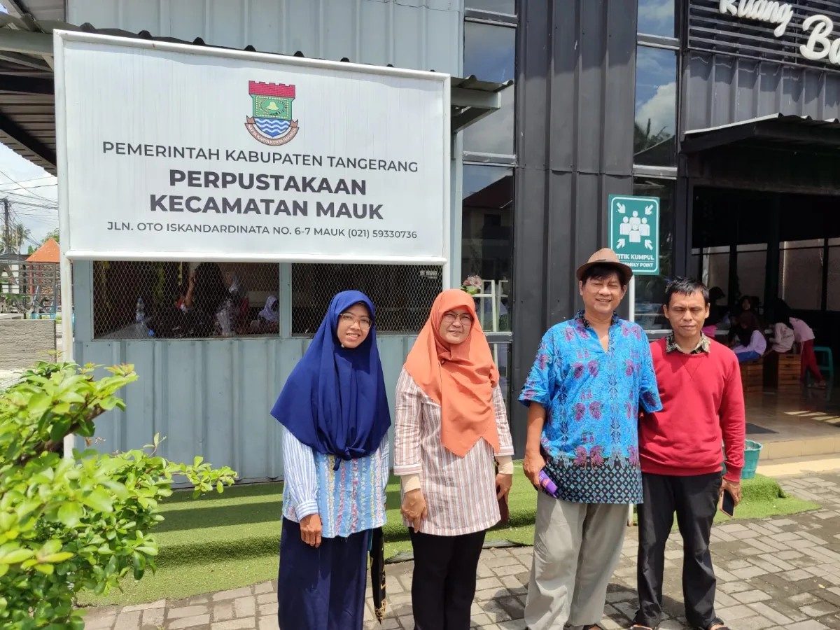 Pojok Baca Digital Perpustakaan Kecamatan Mauk - GolAGongKreatif